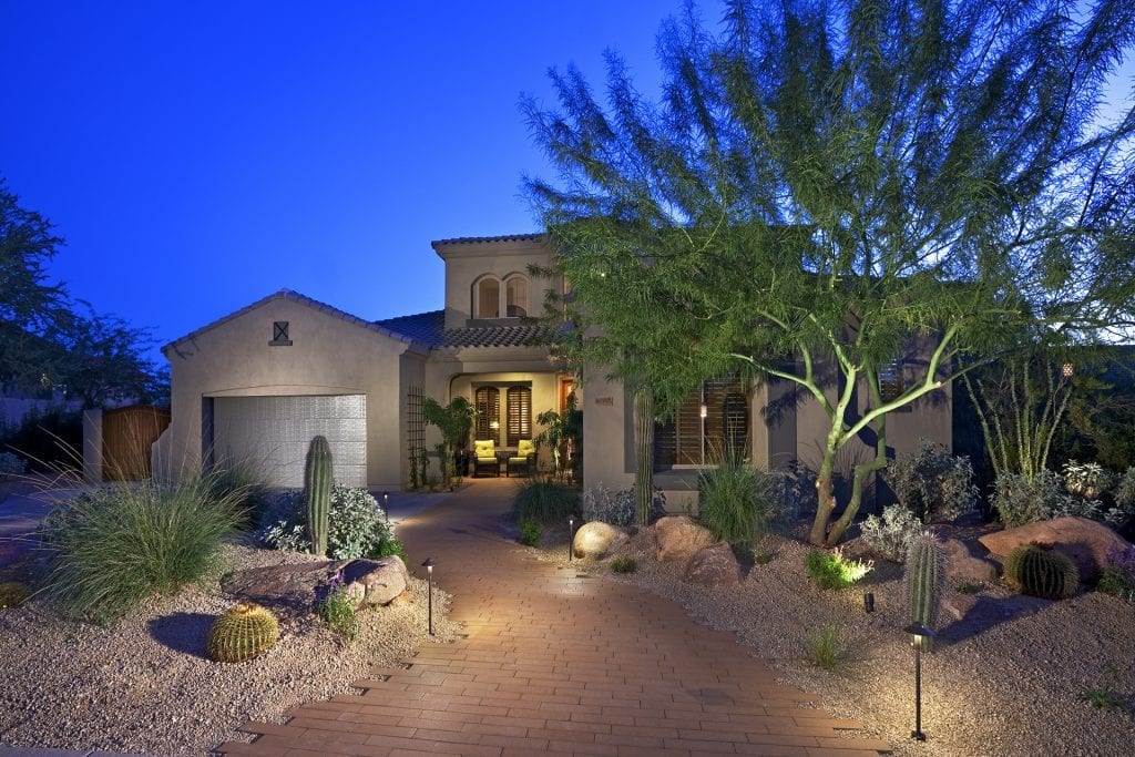 Mesa Desert Highlands - Blooming Desert